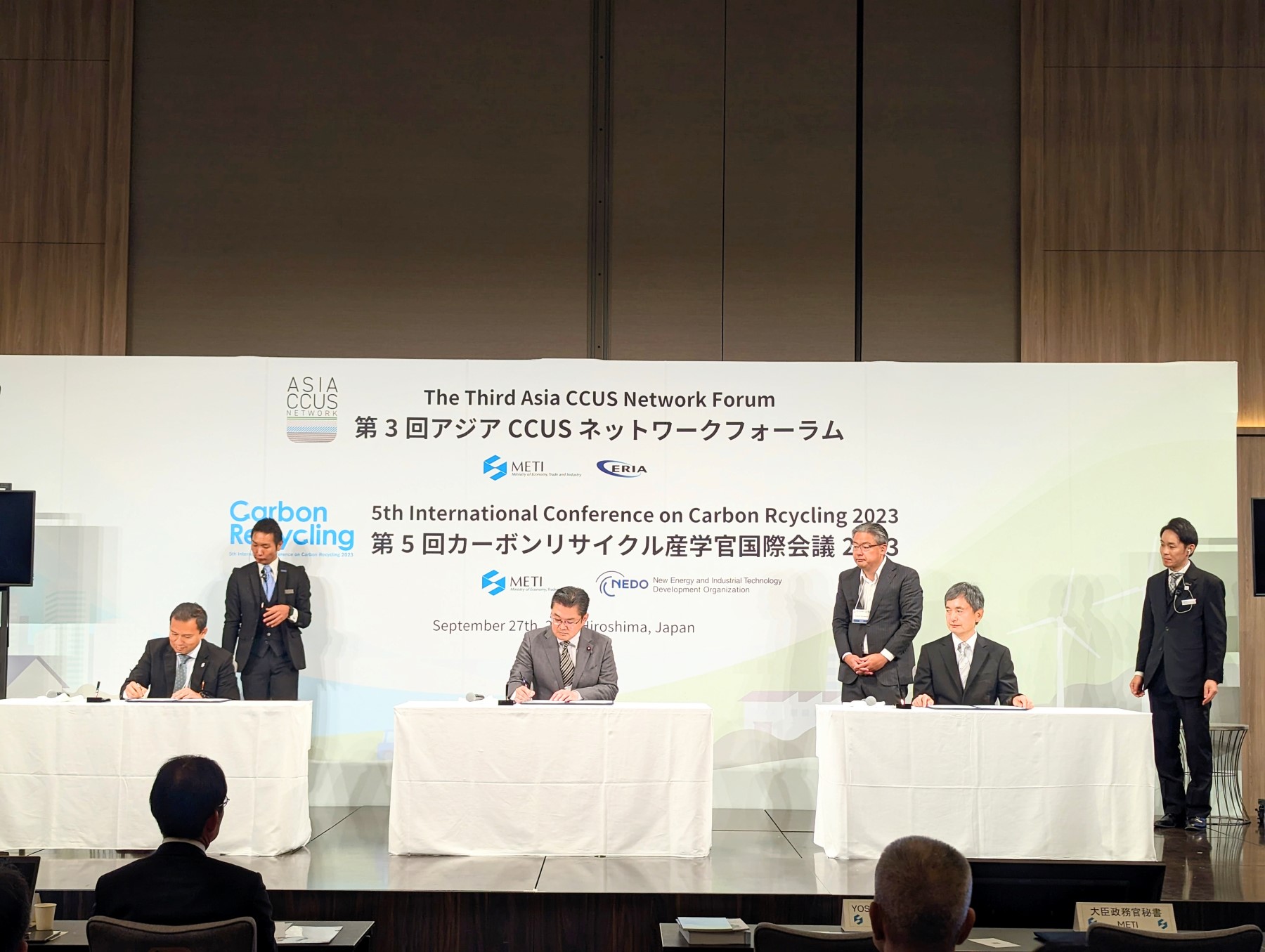 PETRONAS to Bolster Collaboration with Japan's METI, JOGMEC on Cross ...